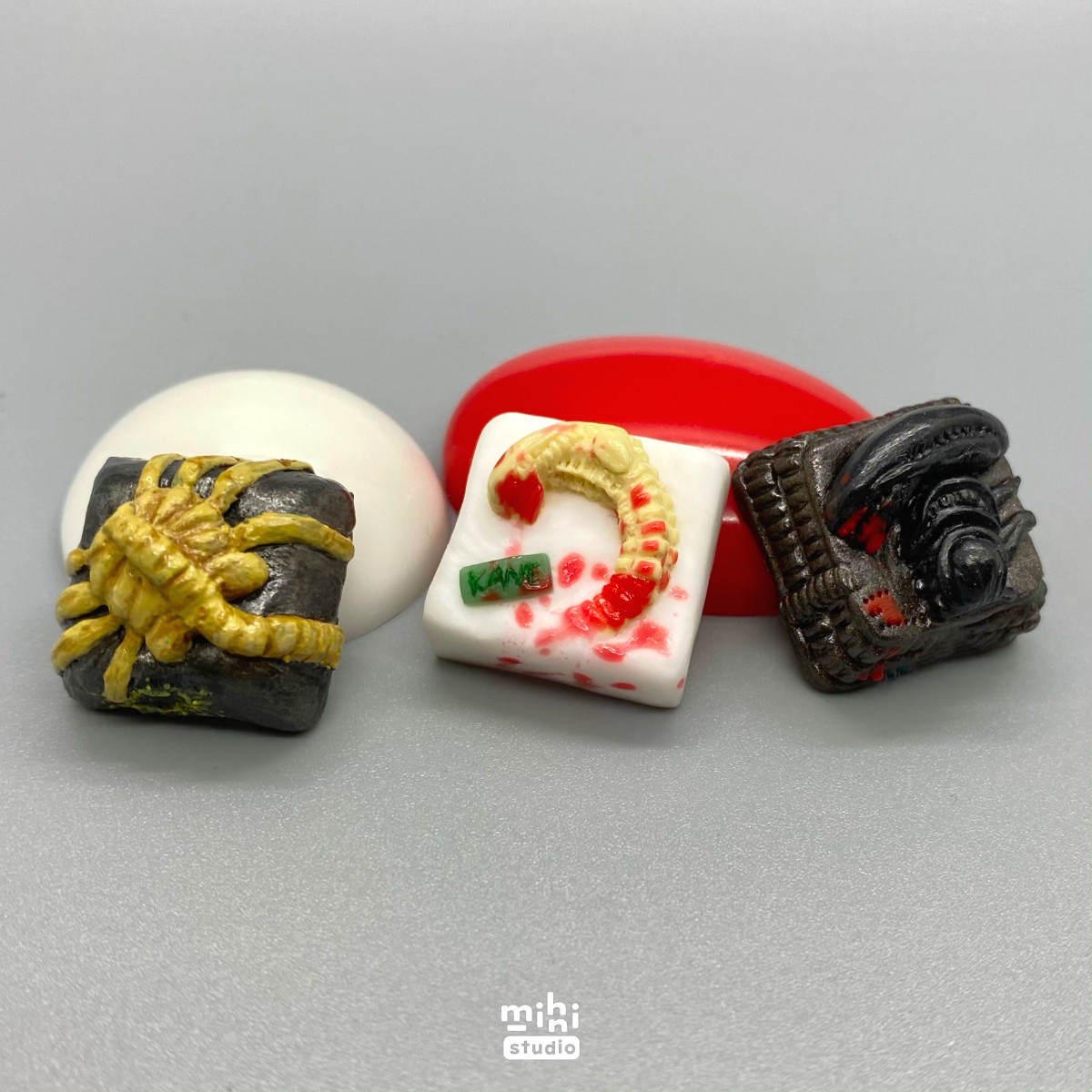 Alien / Xenomorph Keycaps (Hug Me, Kane, LV426) | Mihi Mini Studio